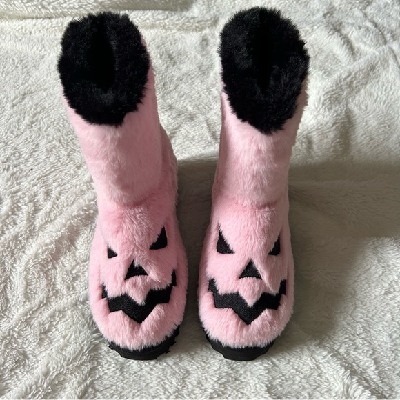 Dolls Kill | Shoes | Fluffy Pink Dolls Kill Sold Out Goth Pumpkin Boots ...
